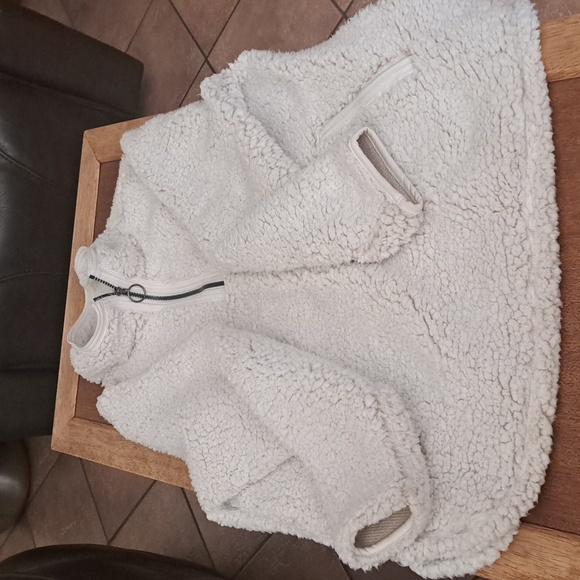 Tops | Cute Warm Off White Cozy Sherpa Top | Poshmark